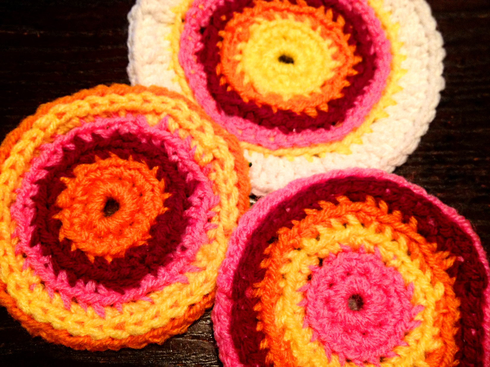 Tutorial: Crochet Rounds with Slip Stitch - Making Strong Rounds ...