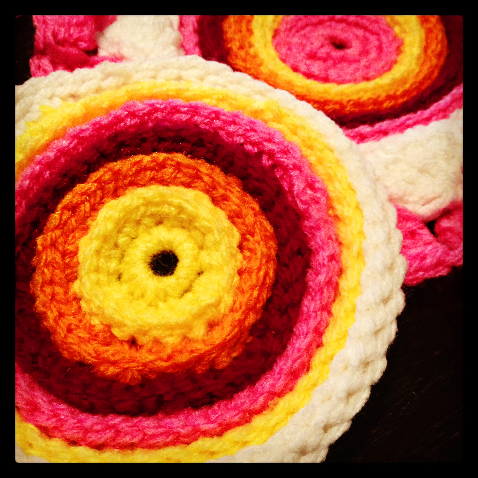 Tutorial: Crochet Rounds with Slip Stitch - Making Strong Rounds ...